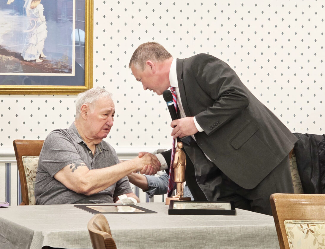 Honoring former Mayor: Joe Matthews receives William Booth award | News ...